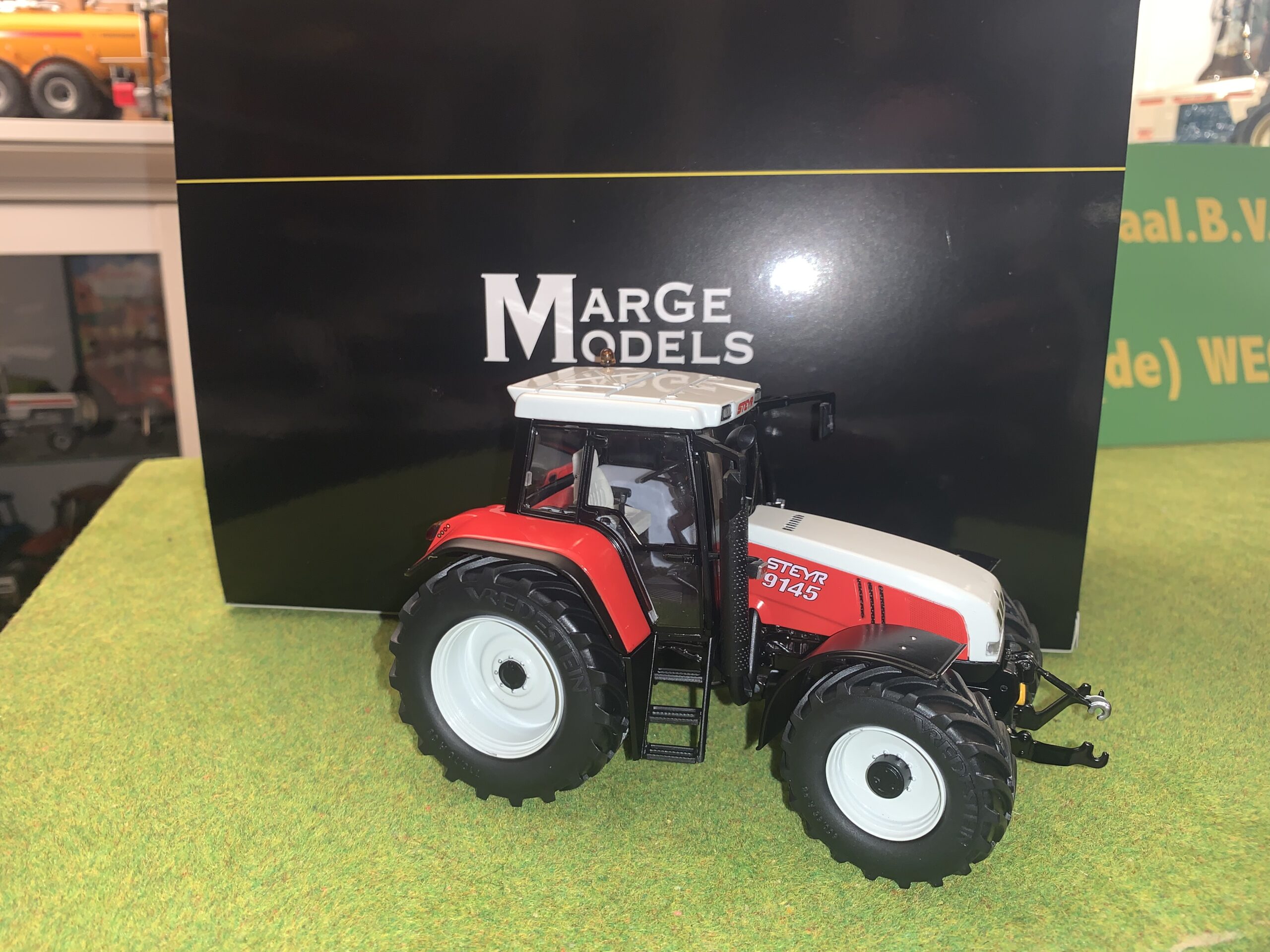 Steyr 9145 - Miniatuurtotaal BV